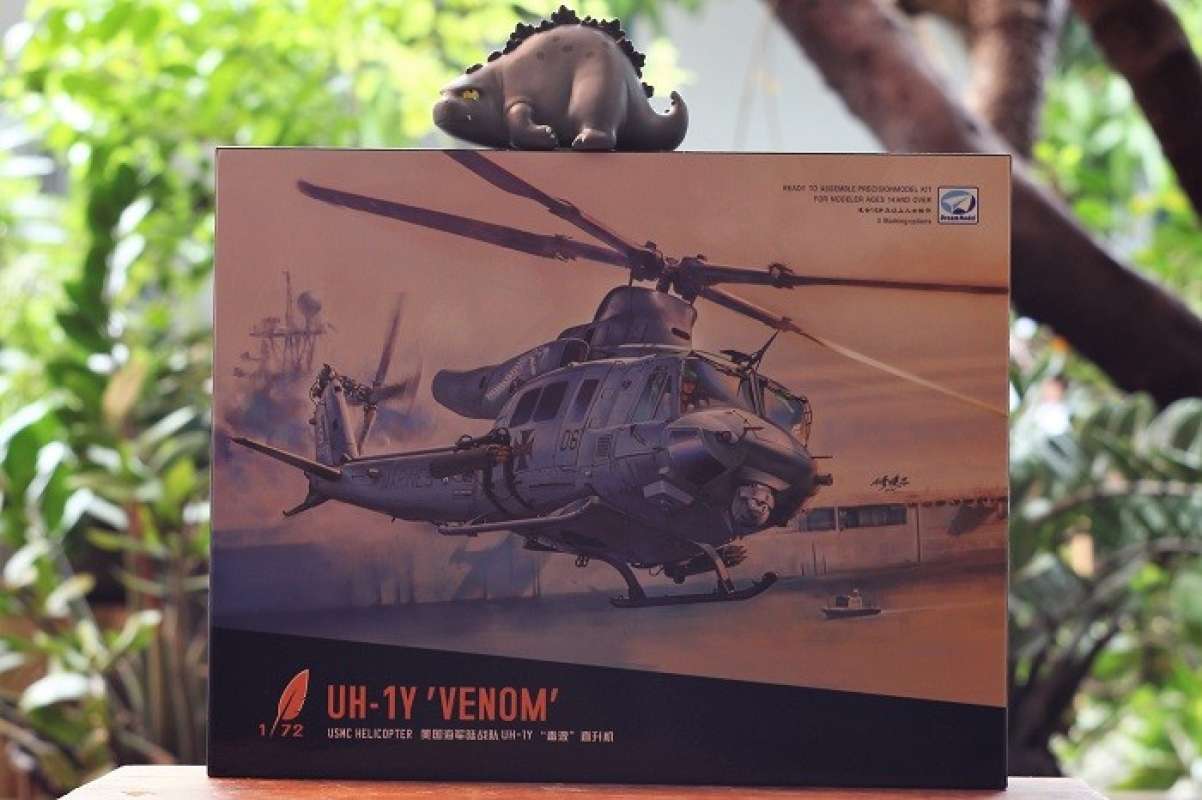 Jual Model Kit Dream Model 1/72 Uh 1Y Venom di Seller Alam Asri Store ...
