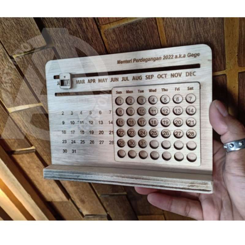 Jual Kalender Kayu Seumur Hidup Unik Hadiah Custom Tulisan Di Seller ...