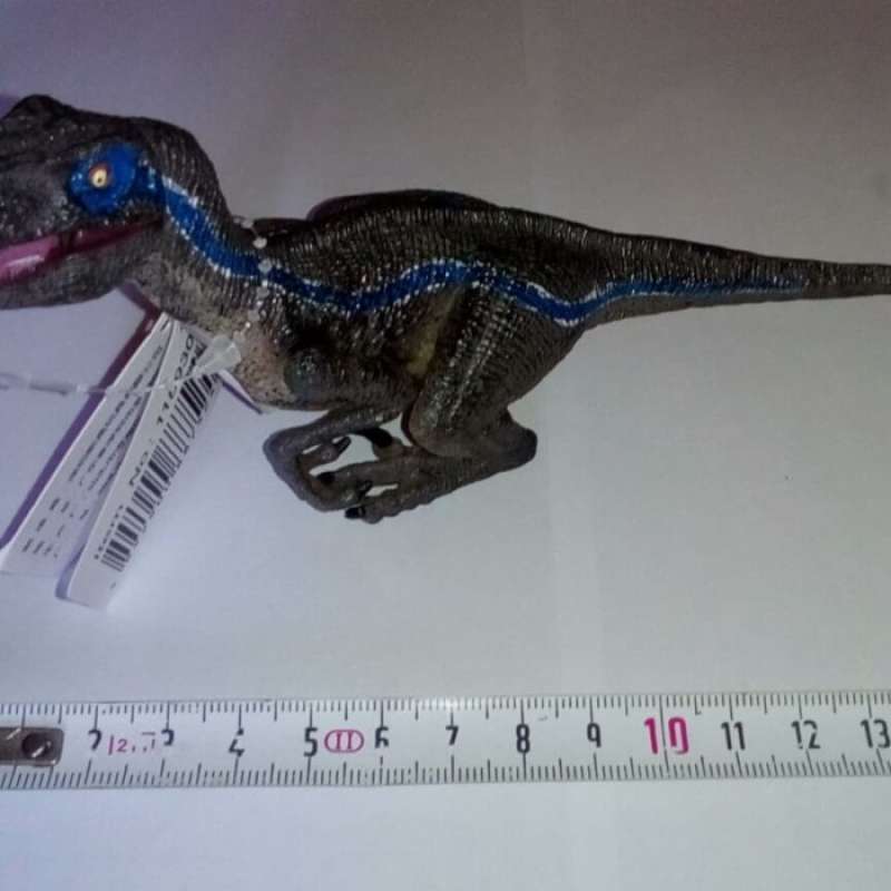 Promo Action Figure Jurassic World Velociraptor Dinosaurus Blue Diskon ...