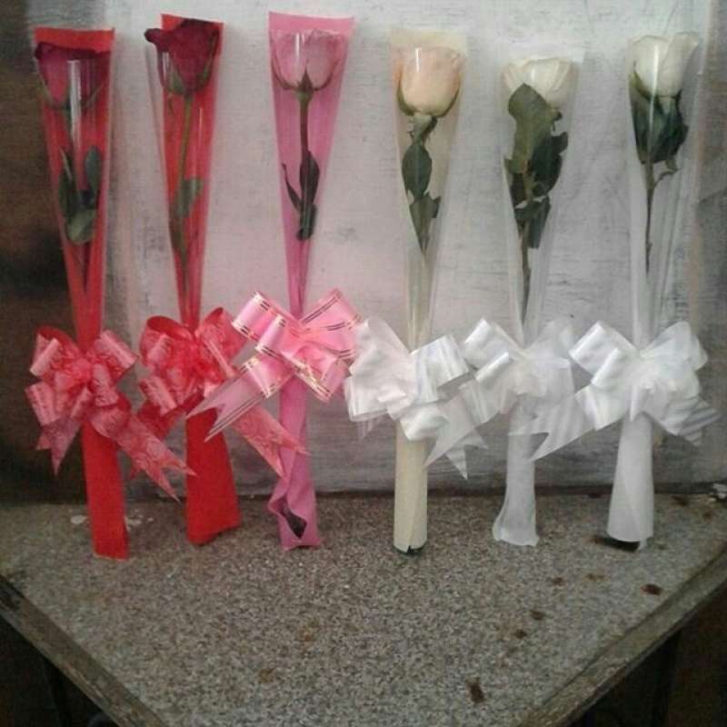 Lukisan Setangkai Bunga Mawar