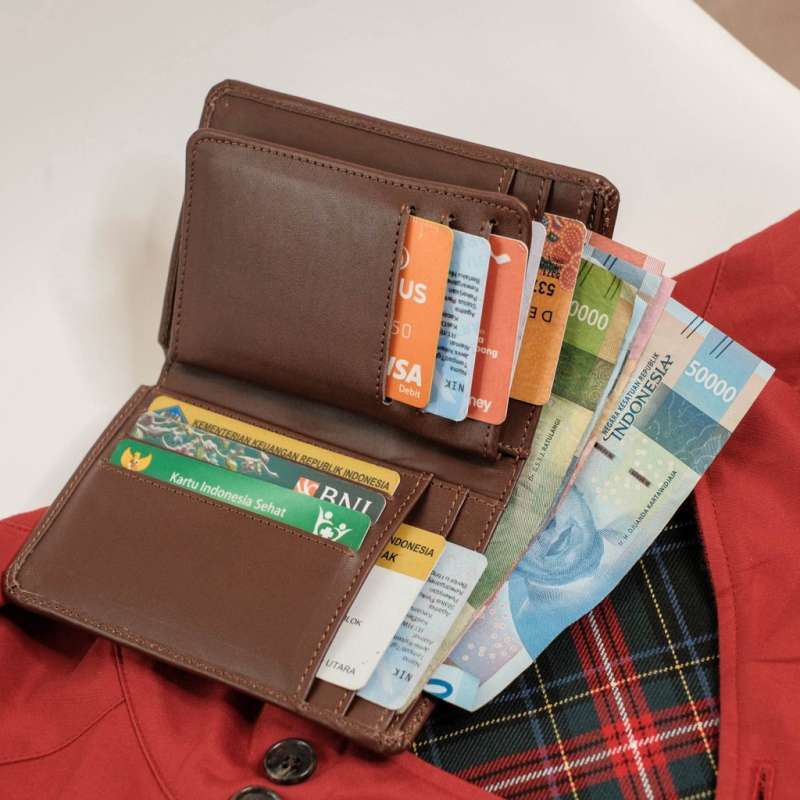 Promo VERISH Dompet Lipat 3/4 Kulit Pria - Denzel Wallet - Lavaches ...