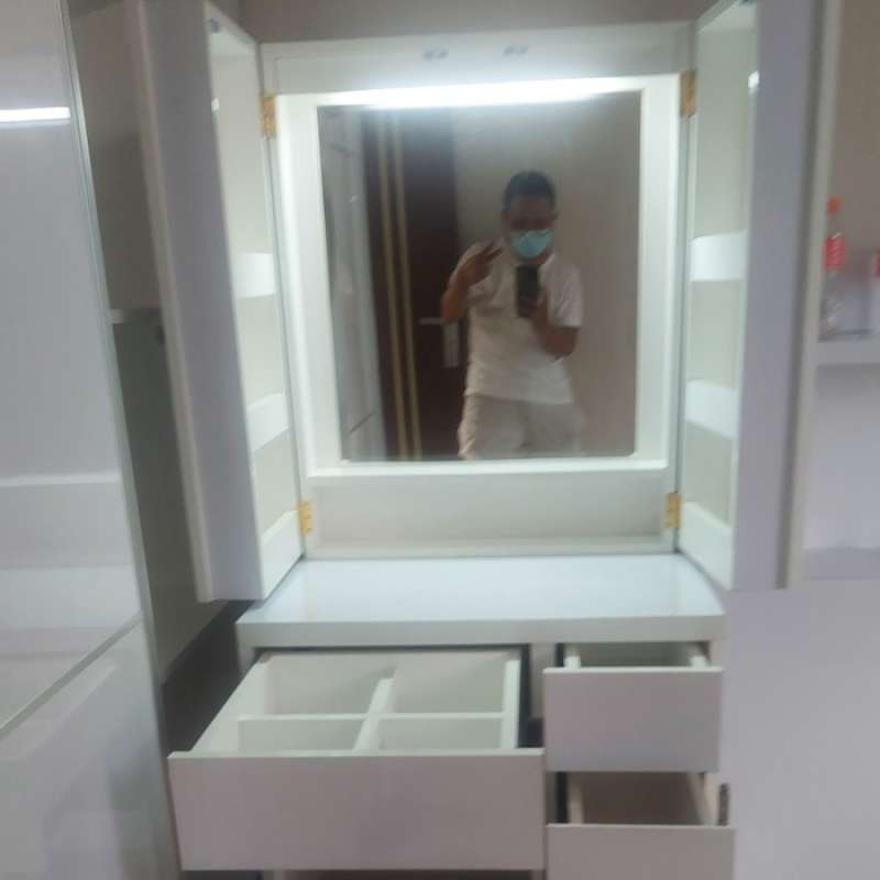 Promo Meja Rias Kayu Hpl Ukuran P70 X L50 X T120 Diskon 23% di Seller ...