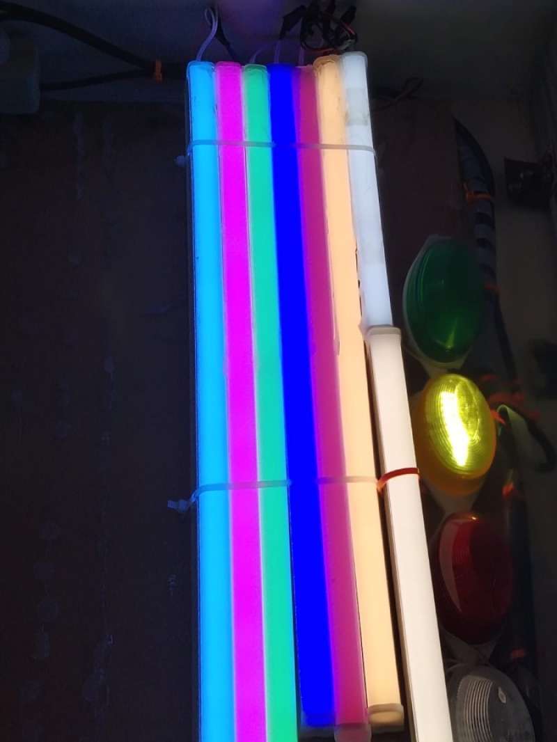 Jual LAMPU NEON T5 LED 5W 30CM LAMPU AQUARIUM T5 LAMPU HIAS - Hijau di ...