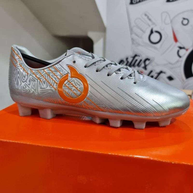 Jual Sepatu Bola Kaki Ortuseight Insignia Fg - 34 Silver Di Seller Sudirmansport - 15 Ilir, Kota ...