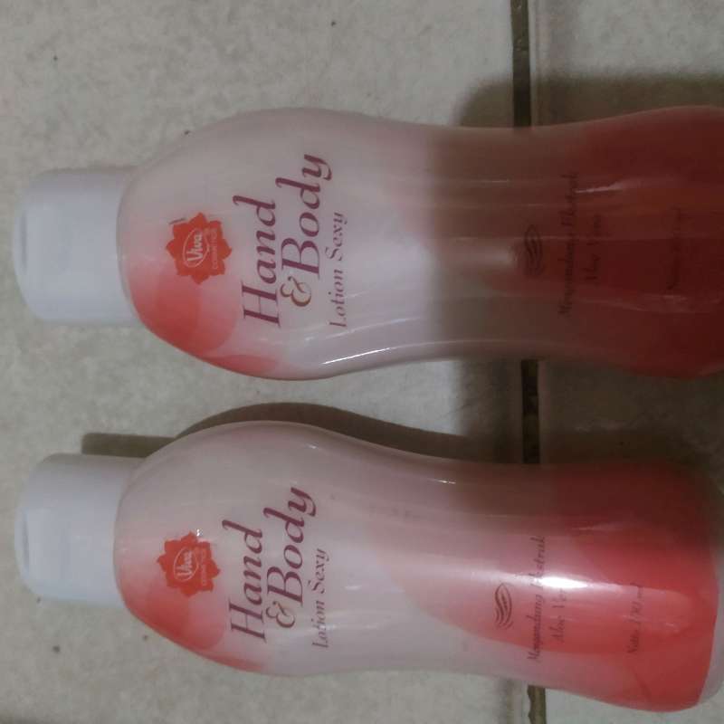 Jual Hand Body Lotion Merek Viva 100ml Di Seller Delarosa Oces - Bali ...