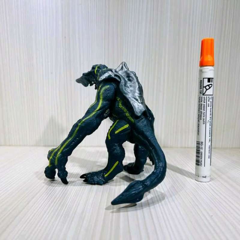 Jual Mainan Vinyl Action Figure Pacific Rim Kaiju Knifehead Kaiju Jaeger Pacific Rim Tinggi 6 ...