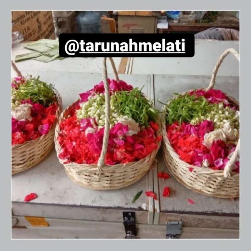 Promo Bunga Keranjang Tabur/ziarah Makam Diskon 23% Di Seller Walima ...