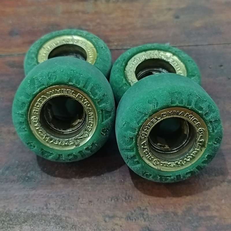 Jual Roda Wheels Skateboard Ricta Jerry Hsu Stay Gold Di Seller Suzuka ...