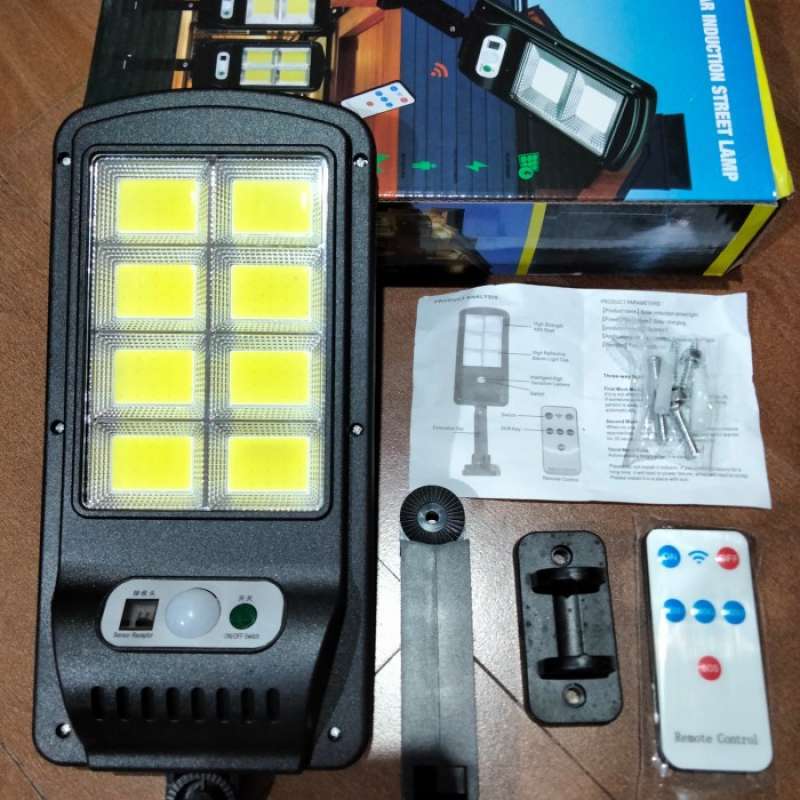Promo Lampu Sorot 160 LED 8 COB Tenaga Surya Sensor PIR + Remote Diskon 23% di Seller Berkah ...