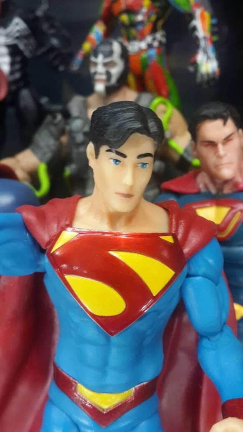 Promo Superman Earth 2 DC Comics Diskon 23% di Seller Indah Toys Store ...