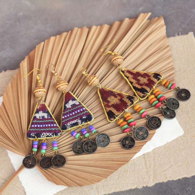Jual Anting Tenun NTT Segitiga Manik di Seller JB Ethnic - Gundih, Kota ...
