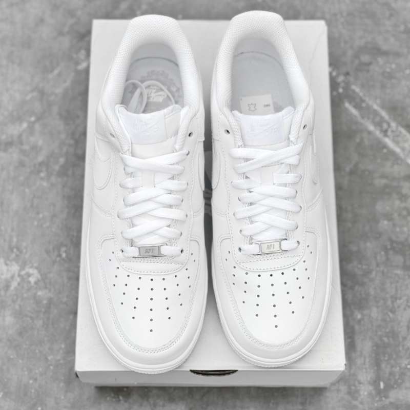 Jual Nike Air Force 1 Triple White (100% Authentic) Di Seller Hyperival ...