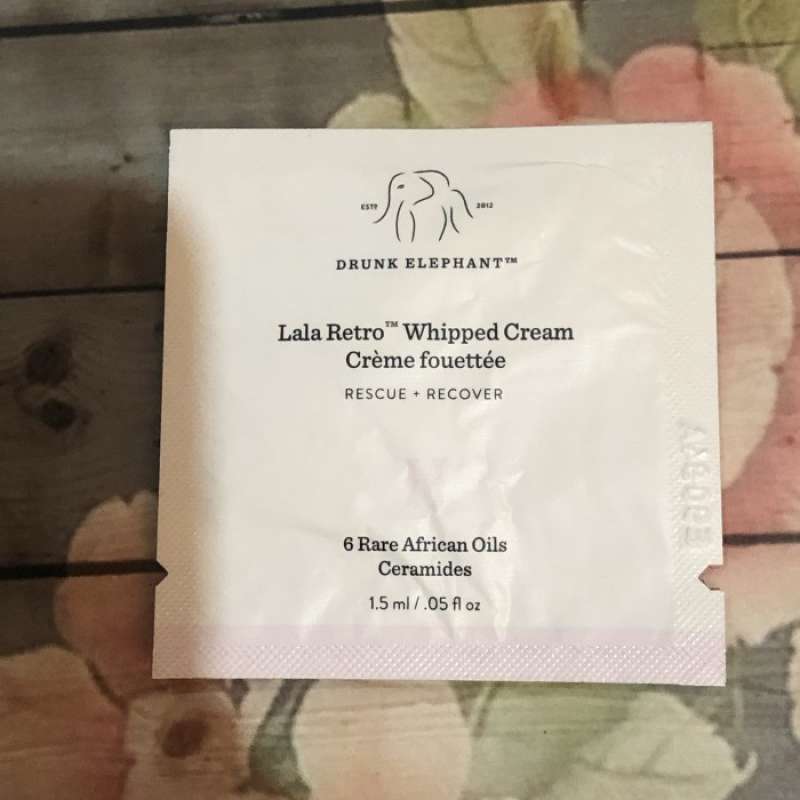 Promo Drunk Elephant Lala Retro Whipped Cream Sachet Diskon 23% di ...