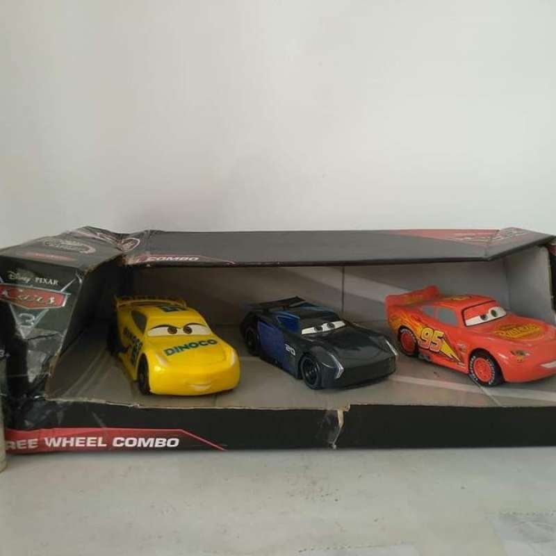 Promo mainan diecast cars boxset Free wheel combo Disney pixar Cars 3 ...