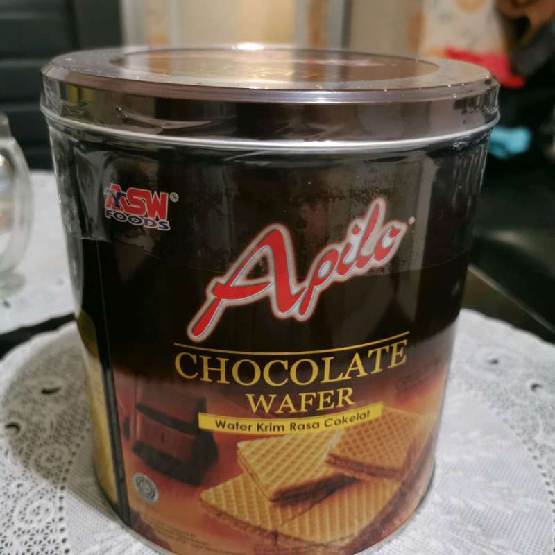 Jual Hatari Apilo chocolate wafer 325gr kaleng bulat exp mei 2024 di ...