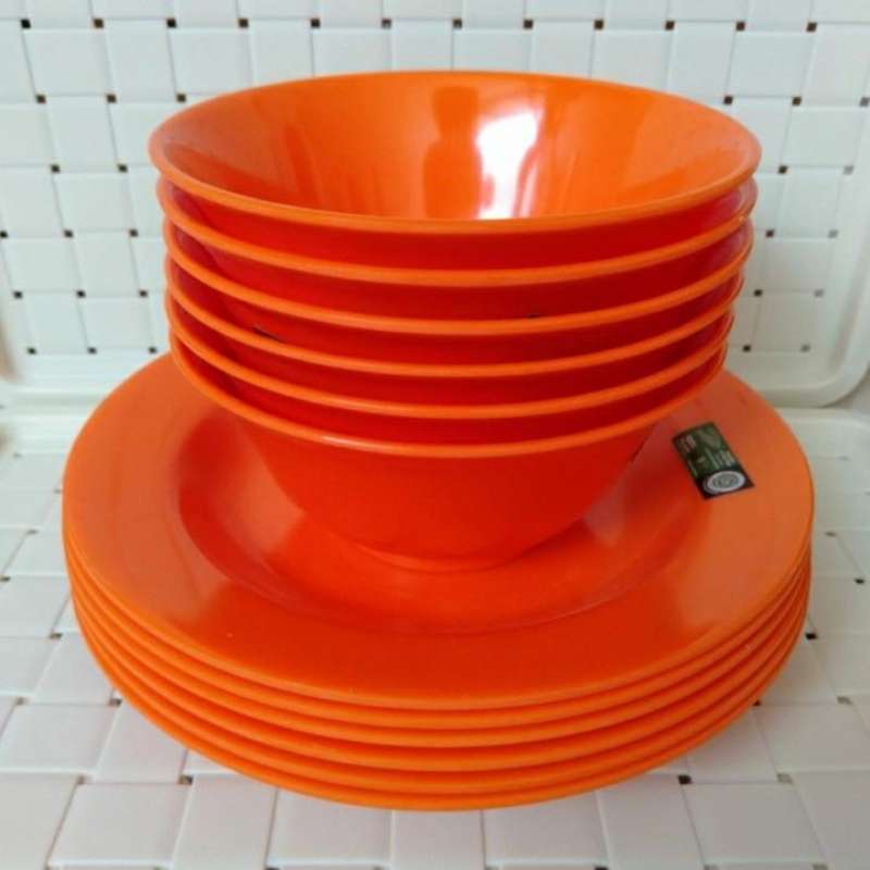 Jual Piring&Mangkok Melamin SET Golden Flying Fish 12 Pcs - Orange di ...