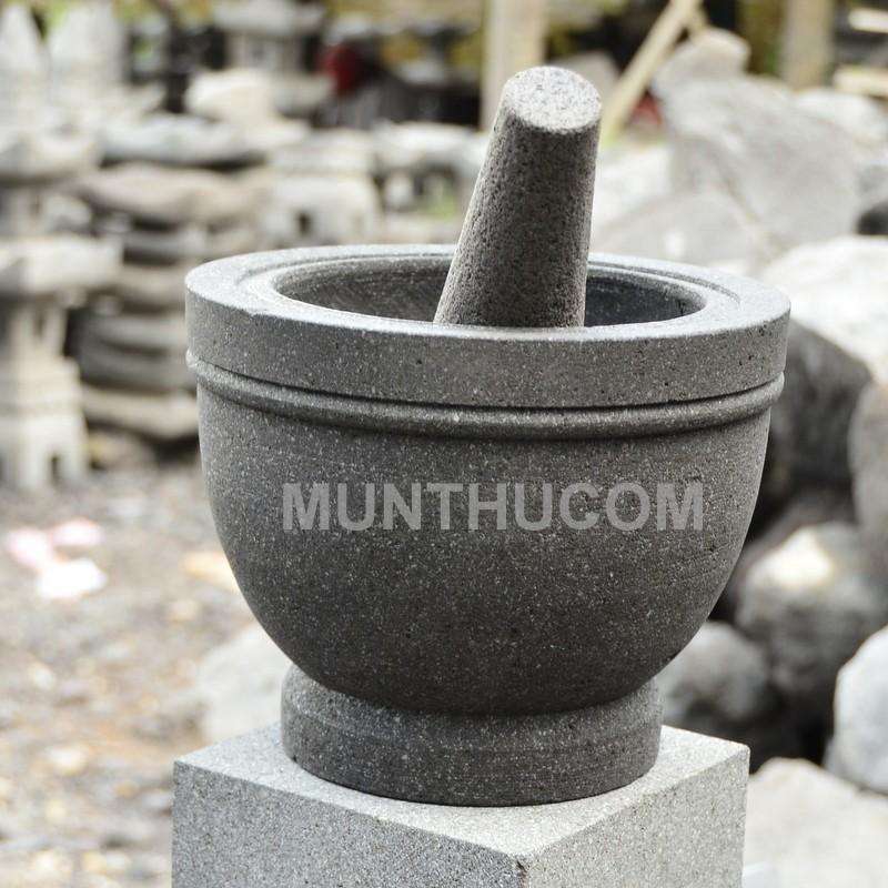 Jual Lumpang / Lesung Batu Gunung Merapi Muntilan 20-21cm + Alu ...
