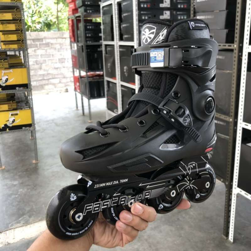 Jual Sepatu Roda Inline Skate Flying Eagle Fast Blade - 41/42 Di Seller ...