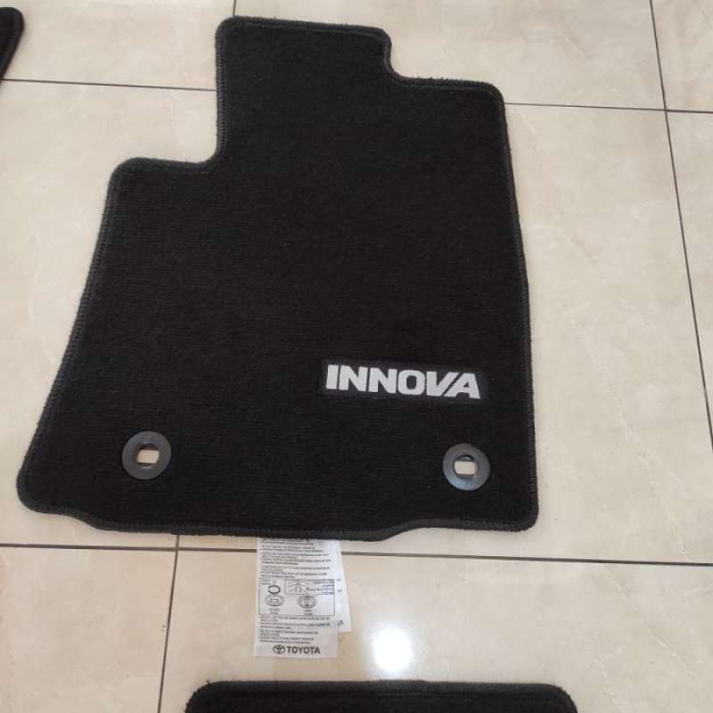 Promo Karpet Lantai Bludru Reborn Hitam Full Bagasi Diskon 23% Di ...