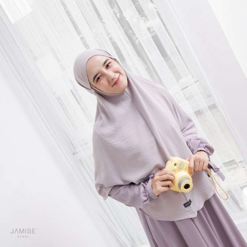Jual Jumbo Bergo Jilbab Maryam Crinkle Airflow Menutup Dada Instan Tali - Broken White Di Seller ...