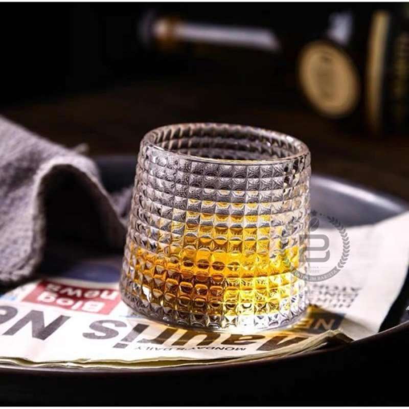 Jual Gelas Kaca Spinning Rotating Glass Whiskey Putar - Garis Di Seller ...