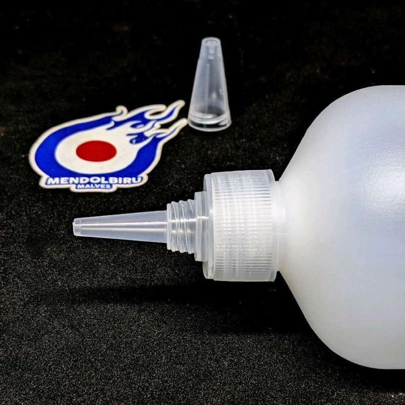 Jual Botol Kerucut Untuk Mengisi Oli Mesin Vespa Klasik Di Seller ...