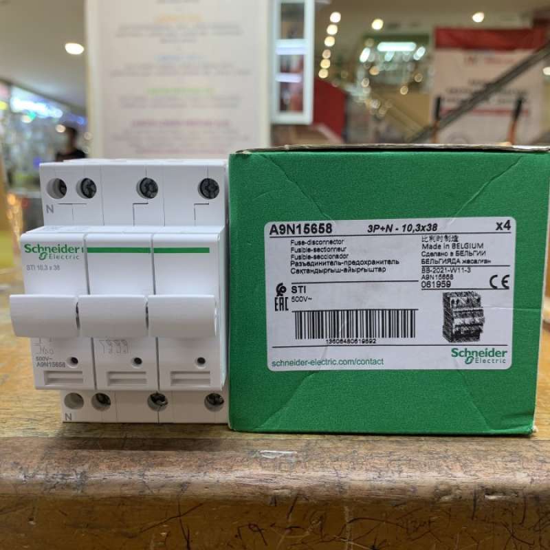 Promo Schneider Sti / Fuse Carrier 3p + N 10.3 X 38 15658 Diskon 23% Di Seller Hubner Store ...