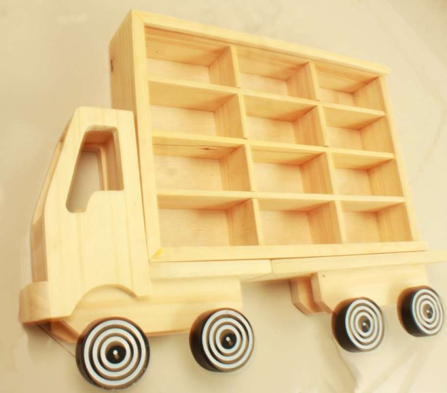 Jual Rak Display Hotwheels Unik / Rak Diecast Unik Isi 12 Plus Set Truk ...