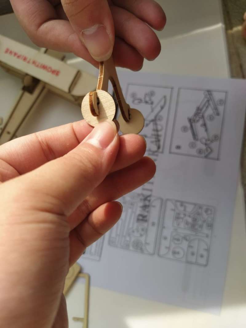 Jual Mainan rakitan Puzzle 3D Kayu DIY Model Batman Chariot / Mobil di ...