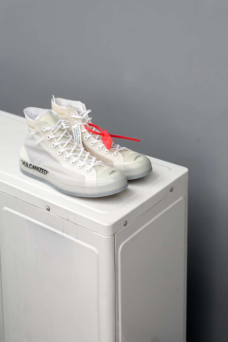 Jual Converse Chuck Taylor All Star Vulcanized Hi Off-white Di Seller ...