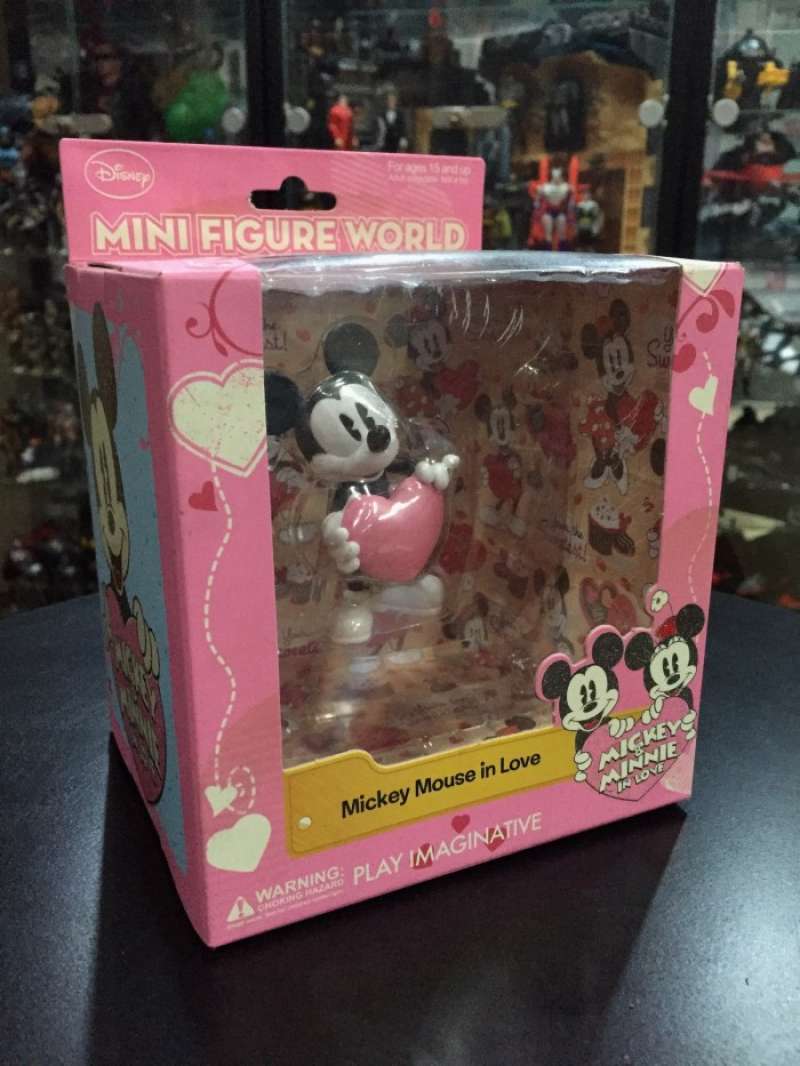 Promo Disney Mini Figure World Mickey Mouse in love Diskon 23% di ...