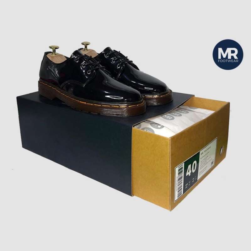 Jual Sepatu Boots Pria Munich Patent S-Leather - Black Hitam - MR ...