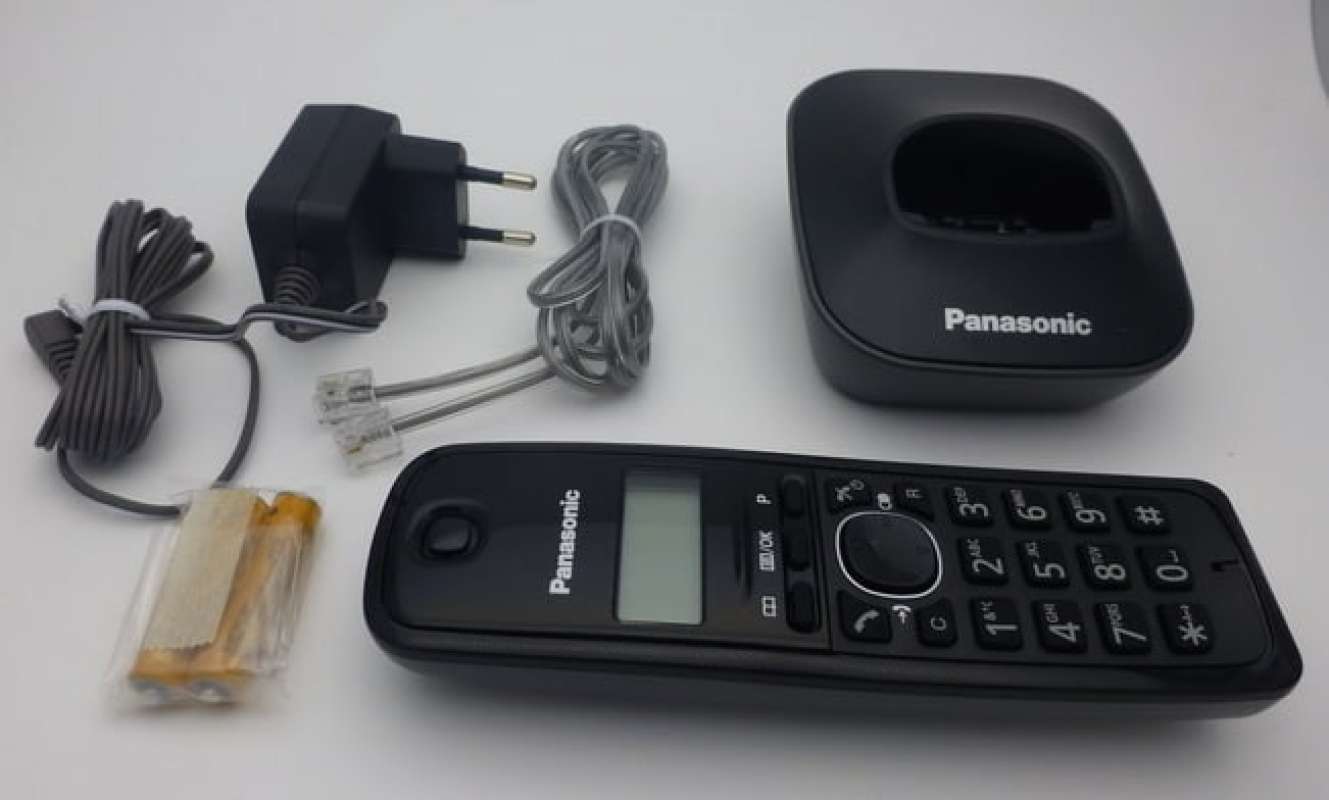 Jual Panasonic Kx-tg1611 Telepon Cordless Wireless Phone - Hitam Merah ...