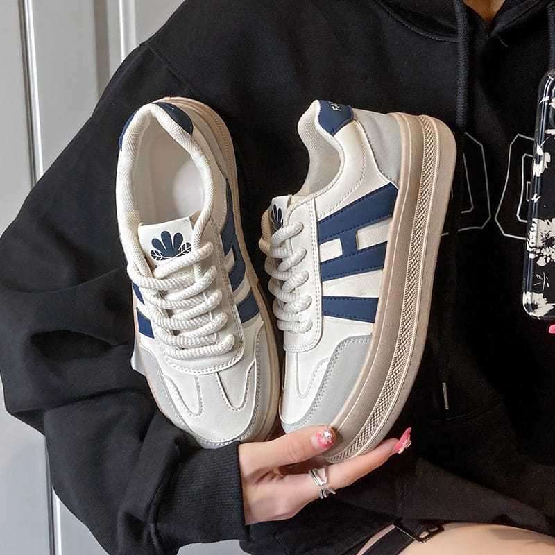 Promo Sepatu Sneakers Wanita Fashion Korean Trend Premium Quality ...