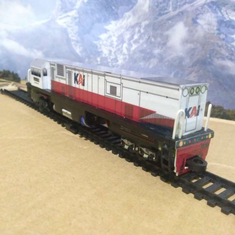 Jual Lokomotif Cc201 Bermesin | Non Mesin Miniatur Kereta Api | Skala ...