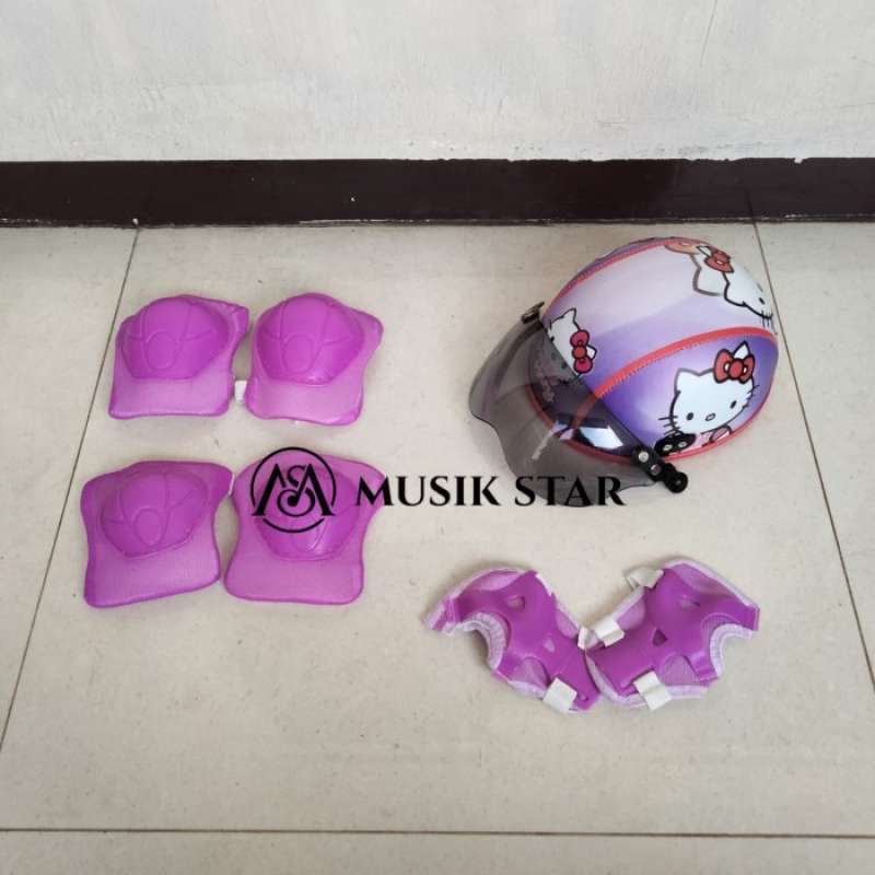 Jual Helm Dan Dekker Pelindung Lutut Kaki Dan Tangan Sepatu Roda Anak ...