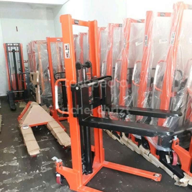 Jual Hand Stacker 1ton Lifting Hight 1.6 Meter / Hand Pallet / Merk ...