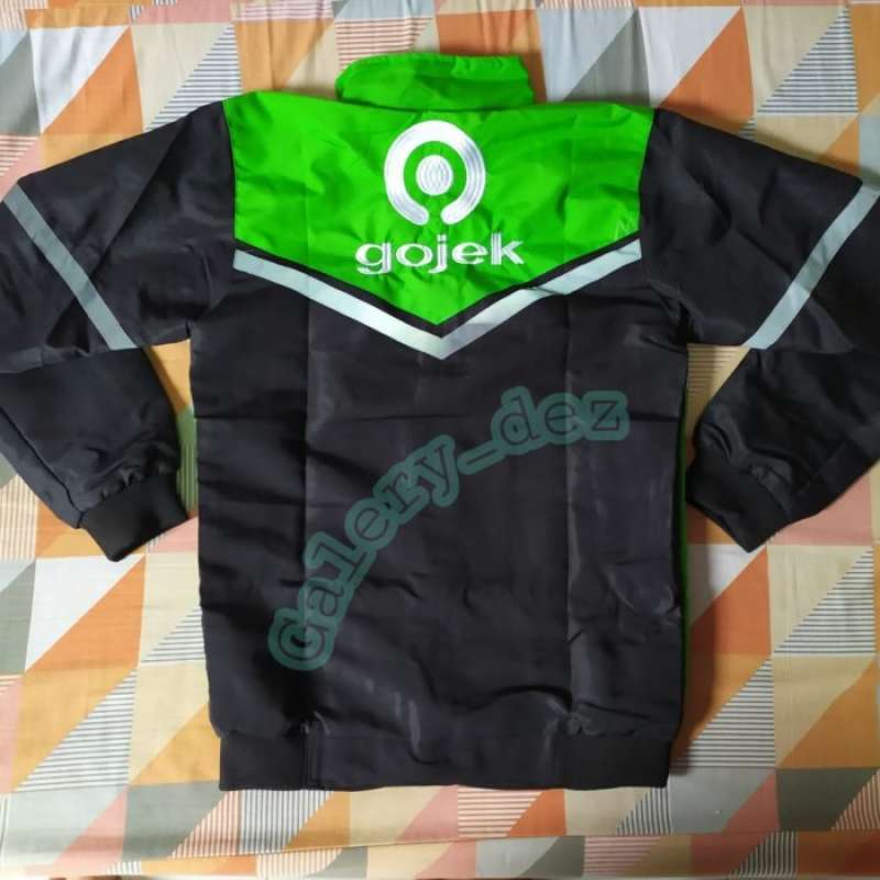 Jual Jaket Gojek V Model Bomber Logo Baru Waterprof Paling Kece - Hijau ...