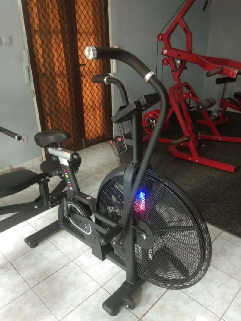 Jual Air Bike Spirit Crossfit Commercial Spin Spinning Sepeda Statis Di ...