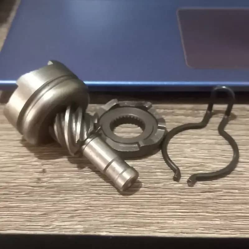 Harga Pinion Stater Vario Karbu 💯 Terbaru, Spesifikasi, & Kredit Mei 2026