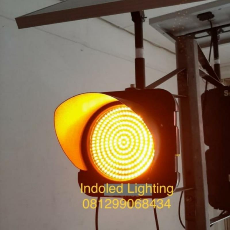 Promo Lampu Traffic Light Kuning Kuning Solar Cell Lampu Lalu Lintas ...