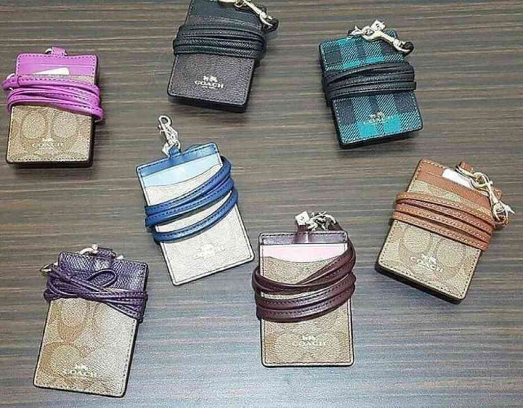 Promo Coach Id Card Diskon 17% di Seller Mahanani Store 4 - Cikoko ...