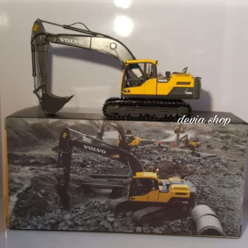 Promo Miniatur Alat Berat Excavator Volvo Ec220D Diskon 7% di Seller ...