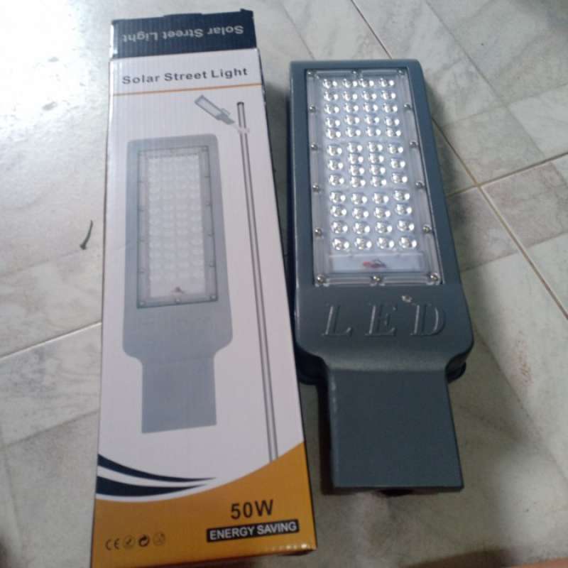 Promo Lampu Pju Solar Street Light 50 Watt Diskon 33% Di Seller Jaya ...