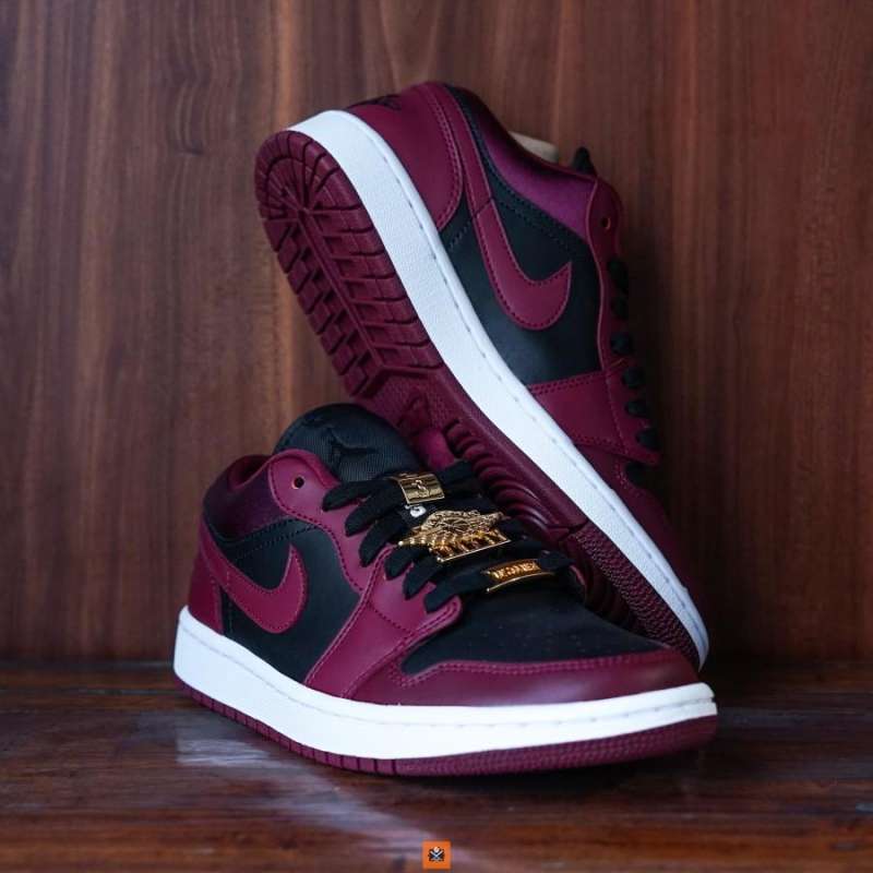 Jual Nike Air Jordan Merah Hitam Original Terbaru - Harga Promo Murah ...