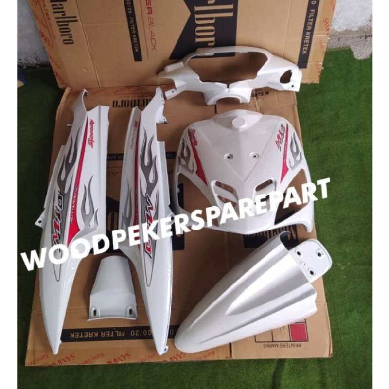 Promo Full Bodi Halus Yamaha Mio Sporty Putih Strip Api 2006 Diskon 23% ...