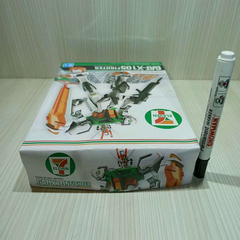 Jual mainan mokit gundam Seven Eleven Limited Edition 1/144 scale model ...