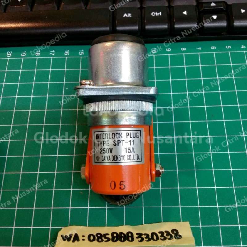 Promo SPT-11 250V 15A Interlock Plug (Safety Plug) Merk Daiwa Dengyo ...