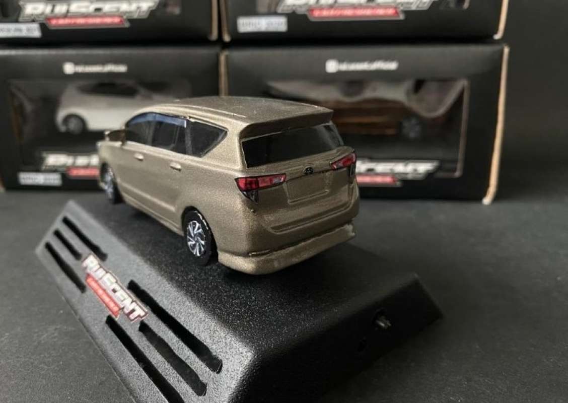 Promo Parfum Mobil Miniatur Innova Reborn - Cappucino Bronze Diskon 15% ...