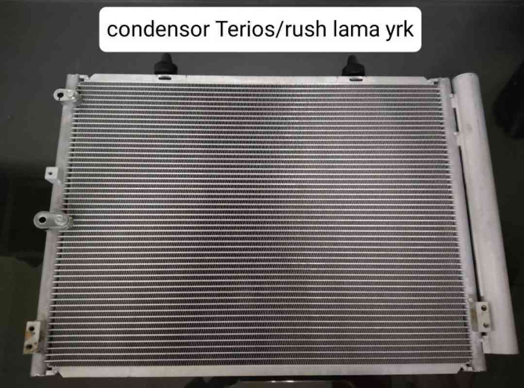 Jual Condensor Condenser Daihatsu Terios Lama / Toyota Rush Lama ...